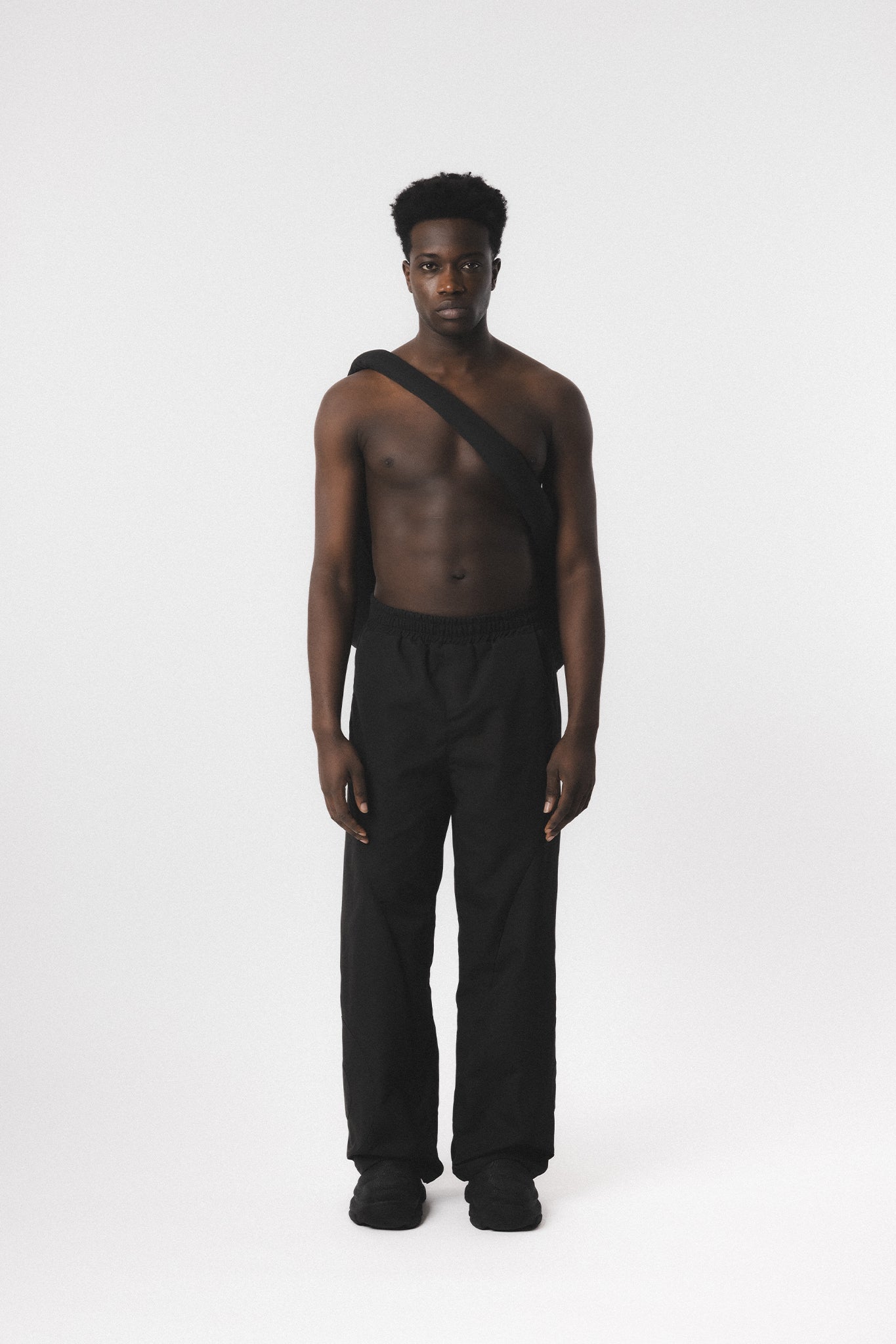 | DISCOVER THE NEW COLLECTION – Roy Michael